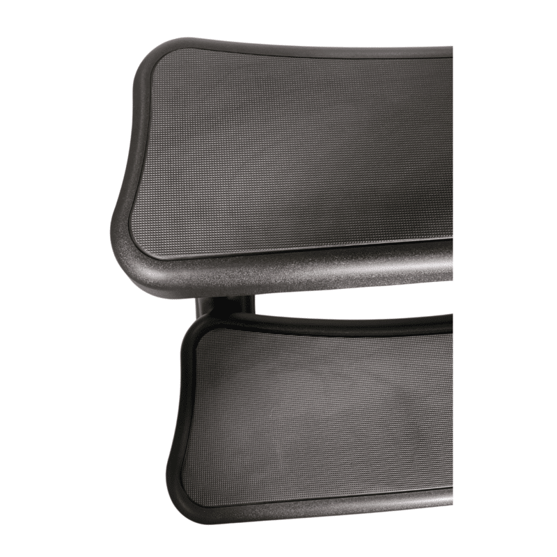 Reversible spa step